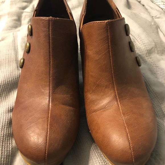 Shoes | Camel Colored Heels | Poshmark